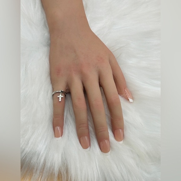 James Avery | Jewelry | Rare Vintage James Avery Sterling Silver Cross Dangle Charm Ring Size 4 ...